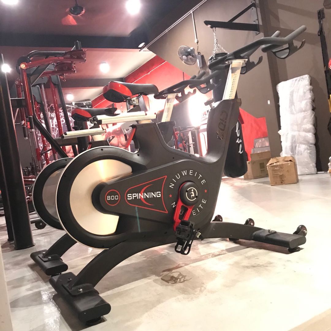 Professional Magnetic Gym Spin Bike Commercial Grade Fitness Equipment